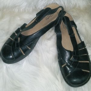 Clarks Shoes | Sandals Size 8 Black Dusk Aztec | Poshmark